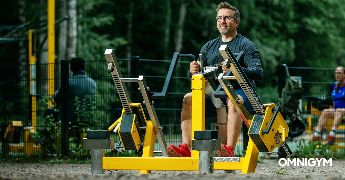 Seated Row for Outdoor Gym | Omnigym