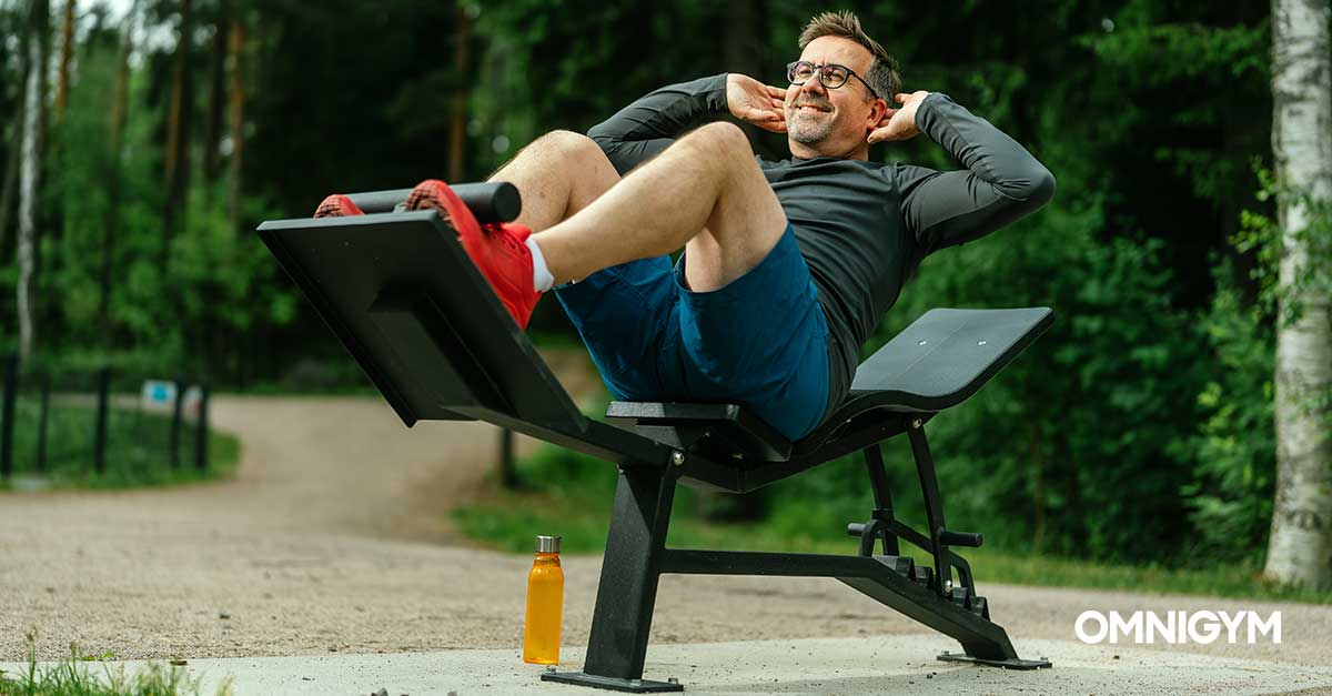 Adjustable Abdominal Bench for Outdoor Gym | Omnigym